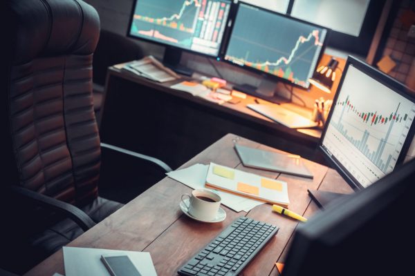 How to Trade Like A Hedge Fund Manager » Learn To Trade The Market